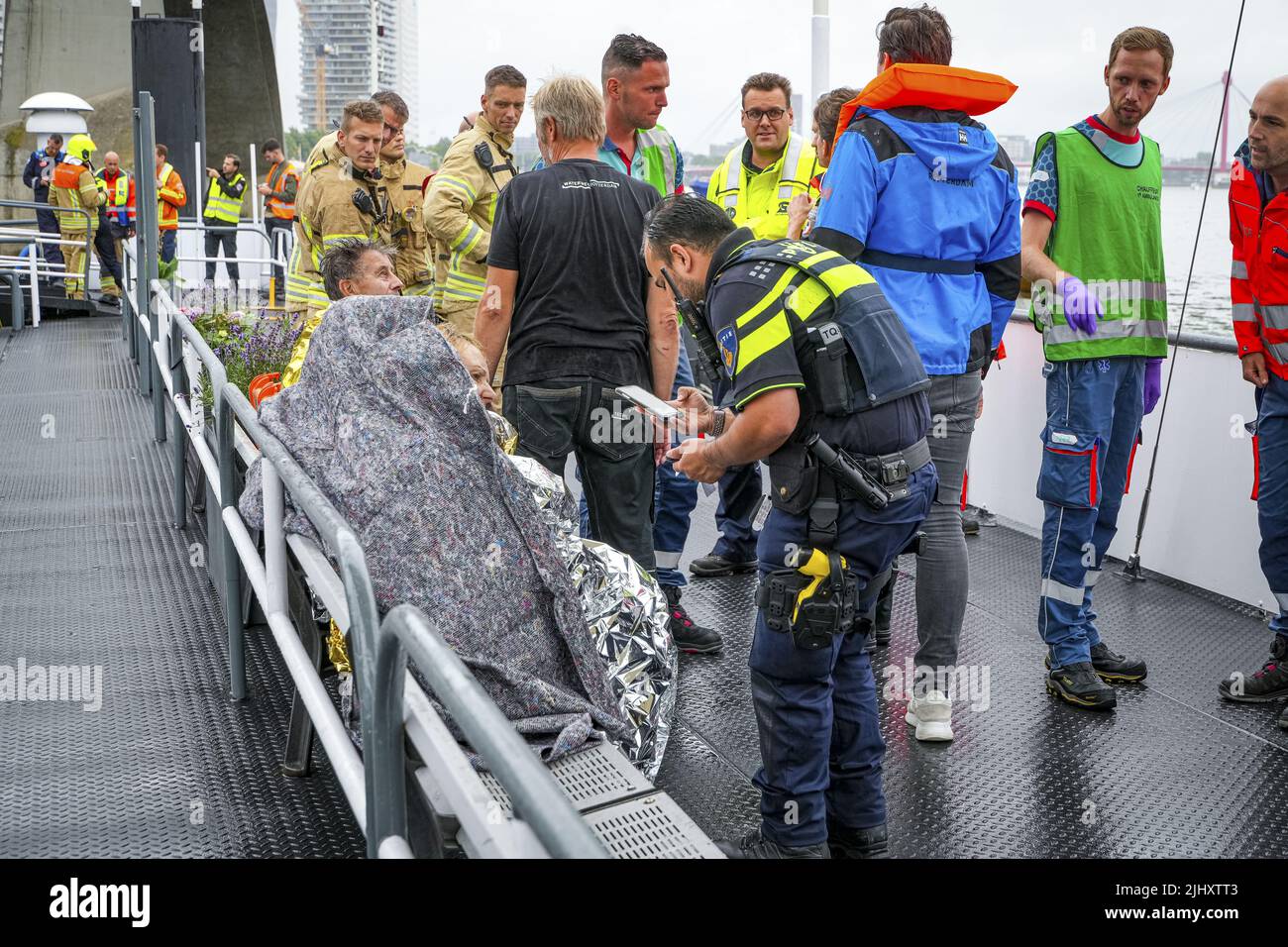 Médiatv hi-res stock photography and images - Alamy