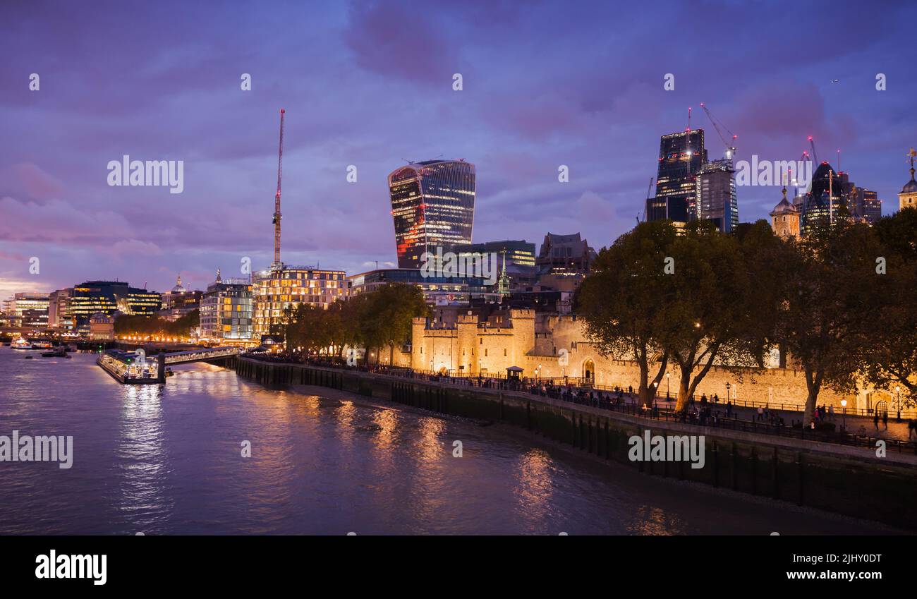 London city at night. Night view of thames River coast with illuminated ...