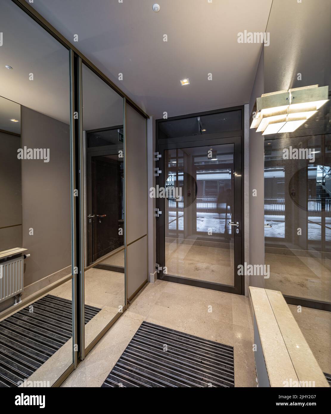 Modern Apartment Lobby Design