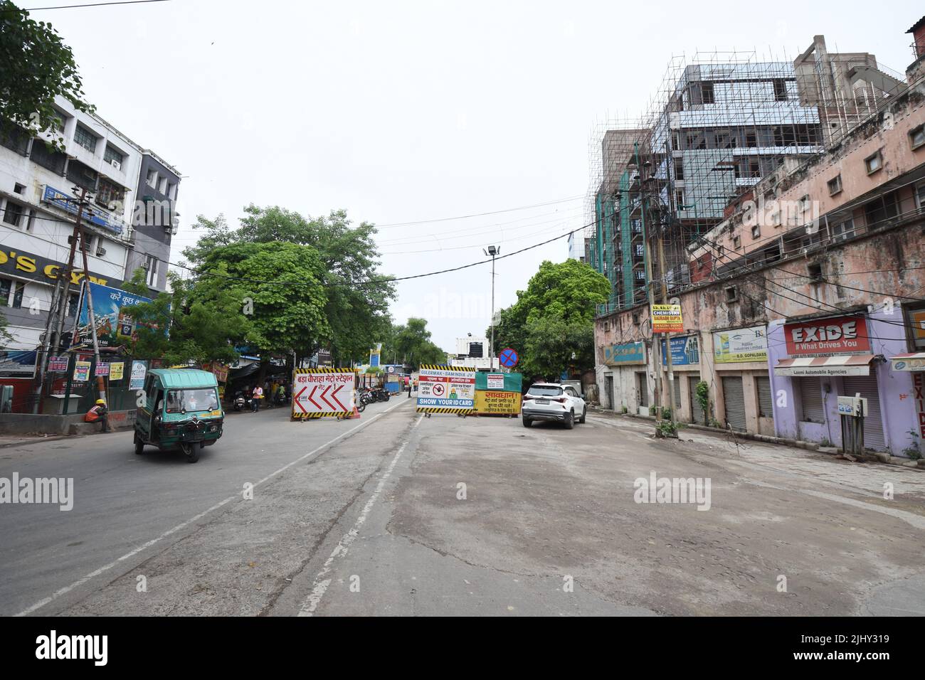 Bada chauraha hi-res stock photography and images - Alamy