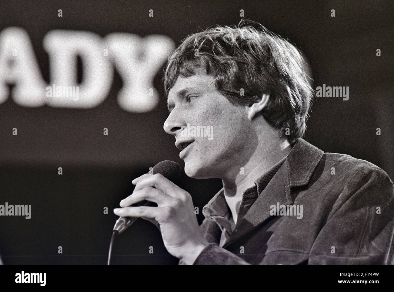 MANFRED MANN UK pop group with Paul Jones on Ready, Steady, Go ! in ...