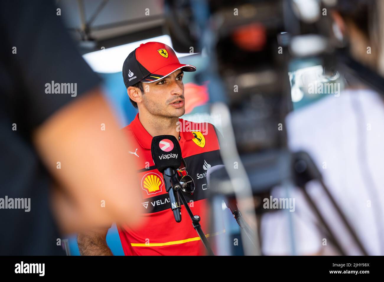 SAINZ Carlos (spa), Scuderia Ferrari F1-75, portrait interwiew at the ...