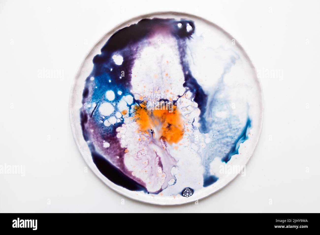 Splash plate hi-res stock photography and images - Alamy