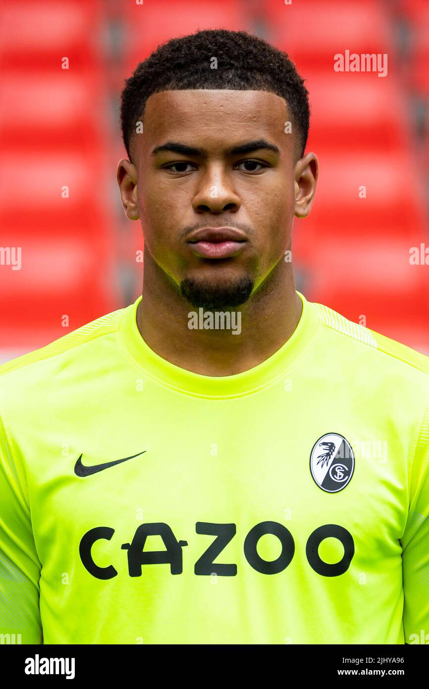 Happy mashiane kaizer chiefs hi-res stock photography and images - Alamy