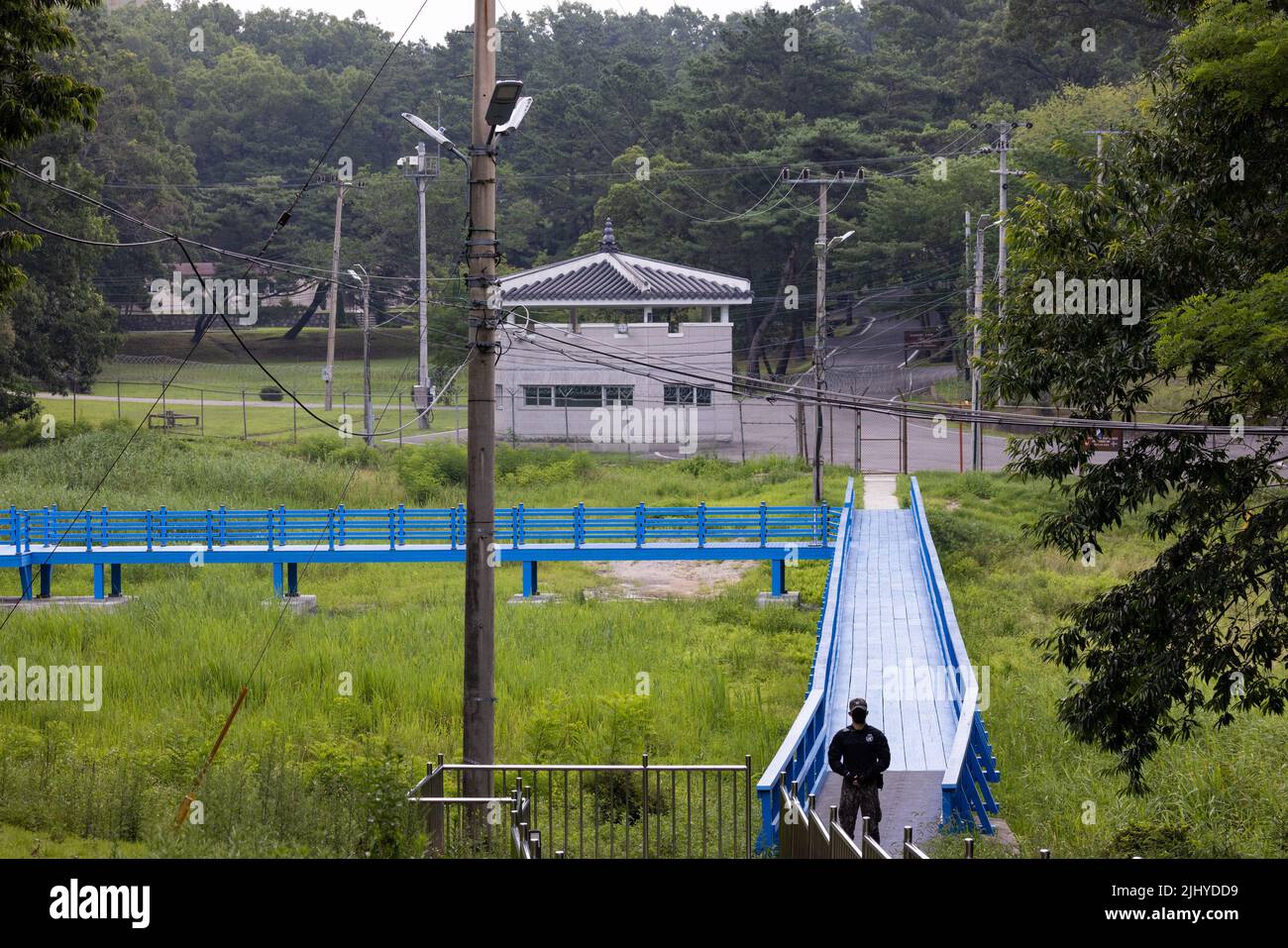 Border of panmunjomm hi-res stock photography and images - Alamy
