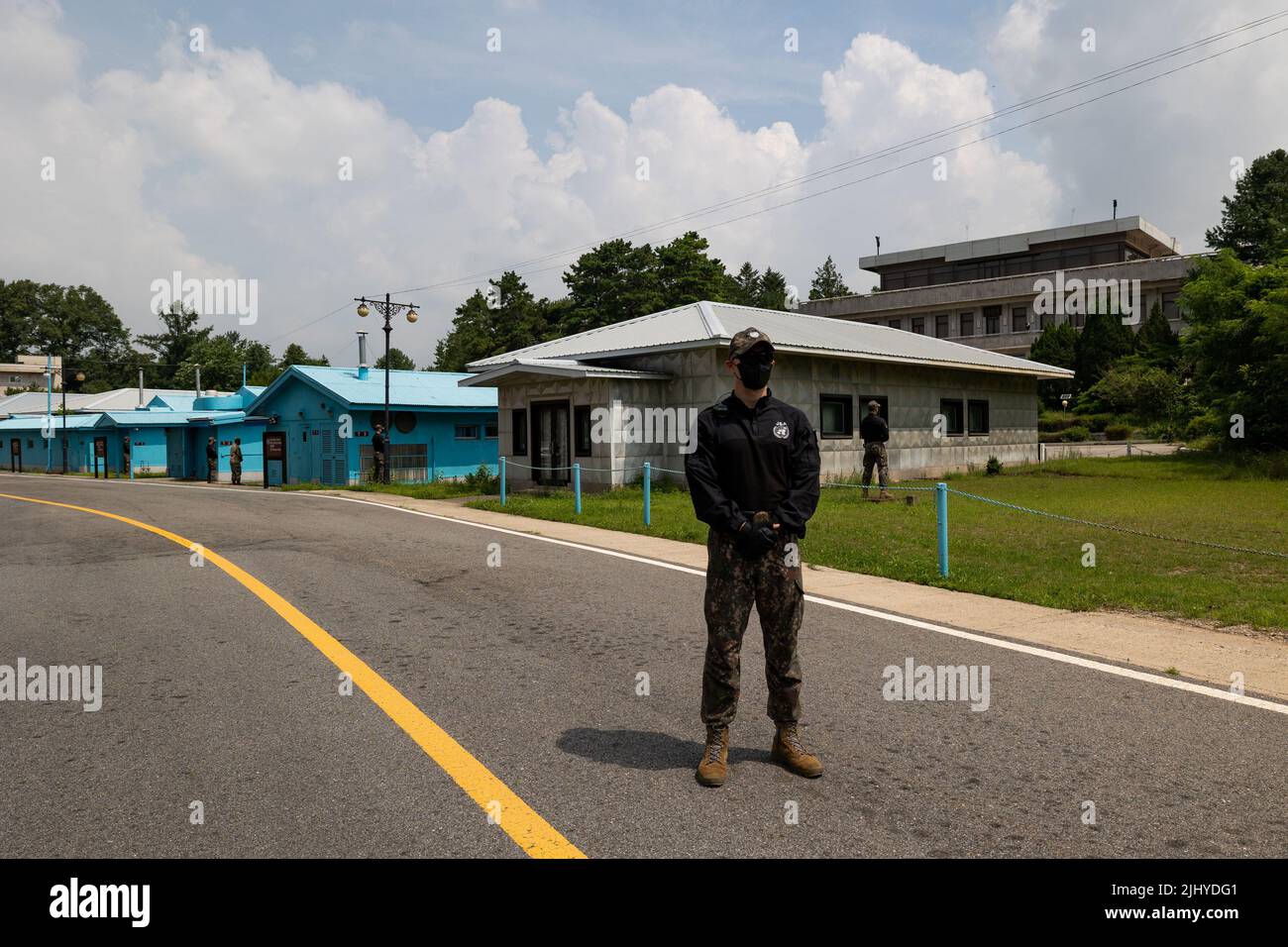 Border of panmunjomm hi-res stock photography and images - Alamy