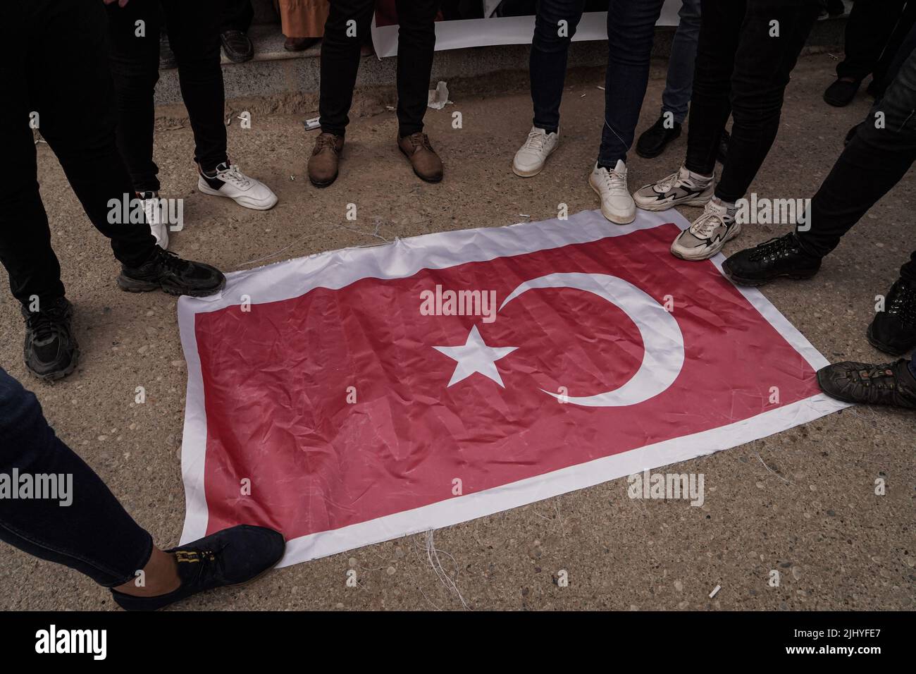 Turkey iraq flag hi-res stock photography and images - Alamy