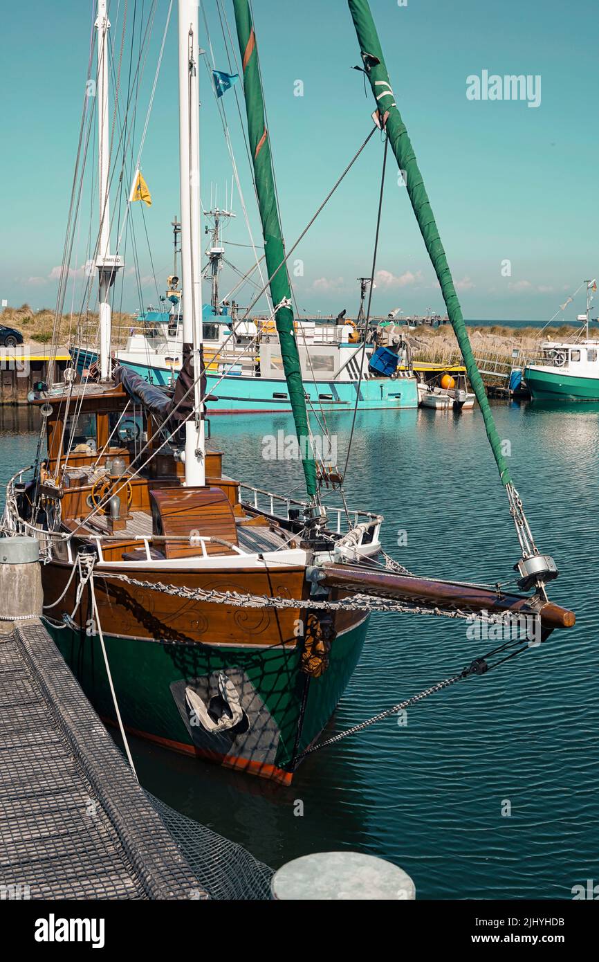 Segelschiff sailing ship hi-res stock photography and images - Alamy