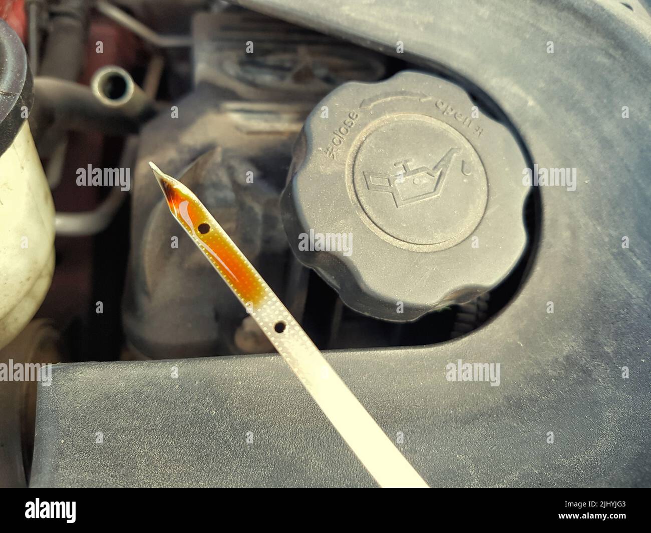 Mechanic to check fluids hi-res stock photography and images - Alamy