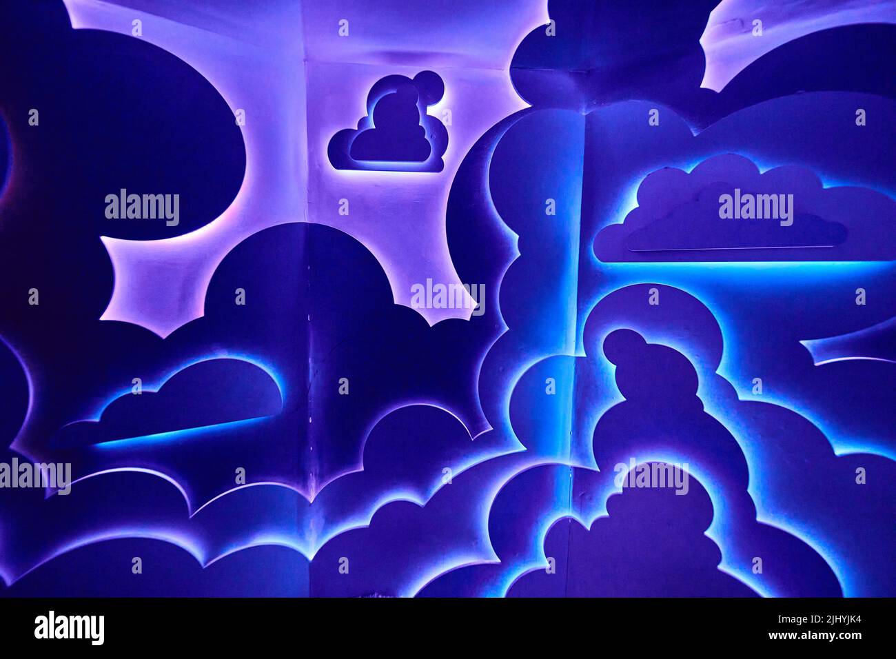 Texture wall of cloud patterns and LED lights Stock Photo - Alamy