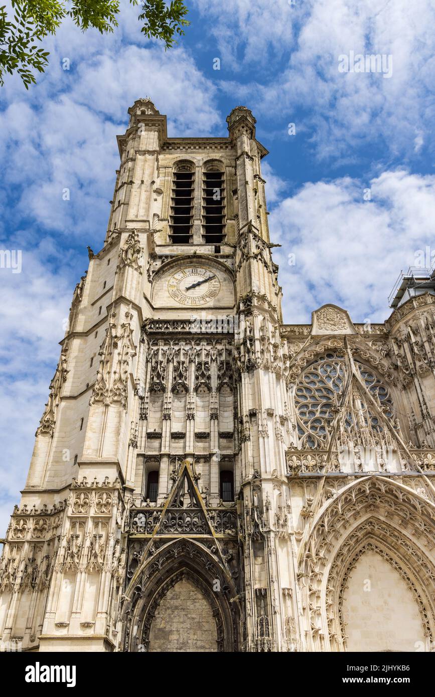 Saint pierre de champagne hi-res stock photography and images - Alamy