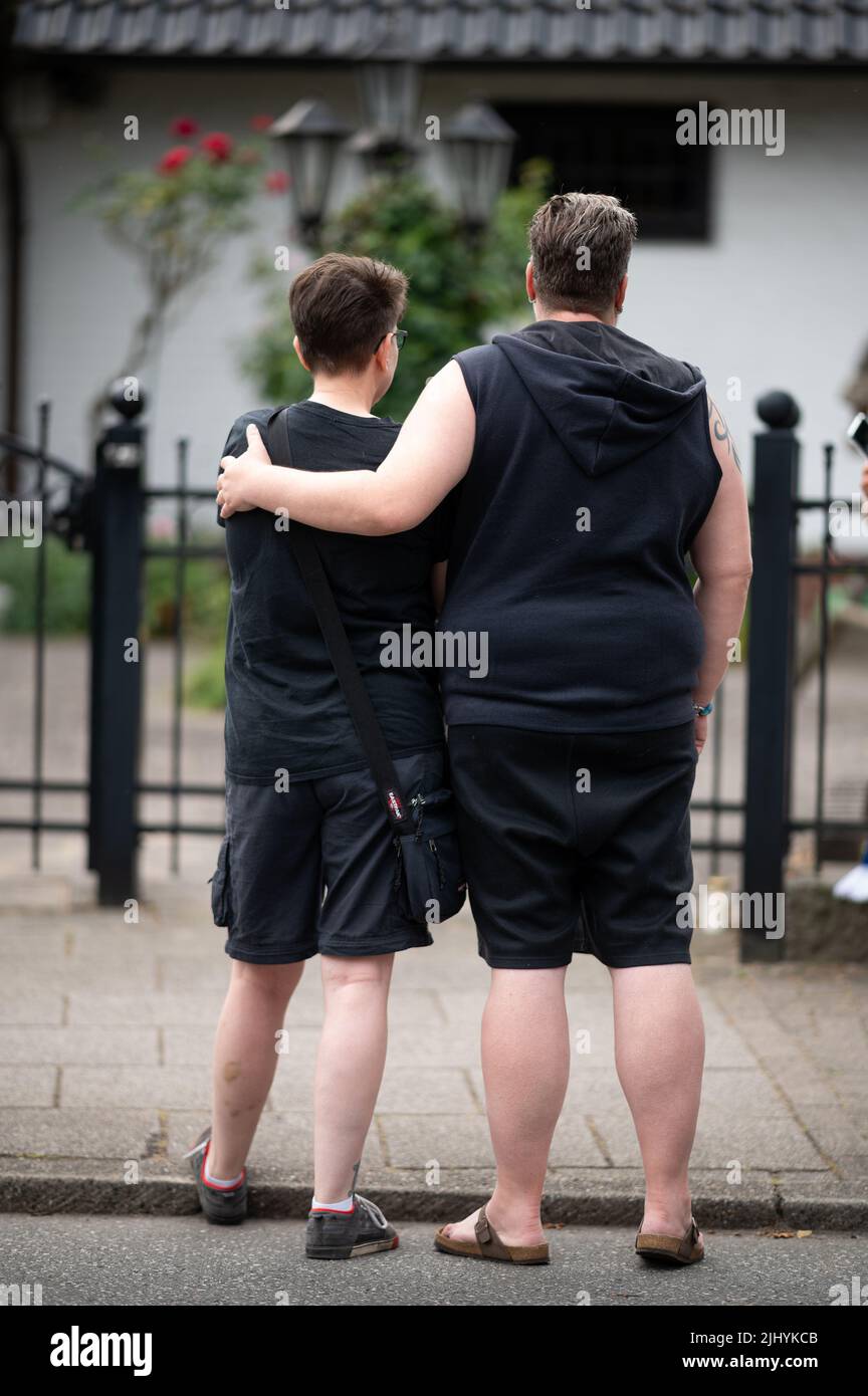 Norderstedt, Germany. 21st July, 2022. Fans stand arm in arm in front ...