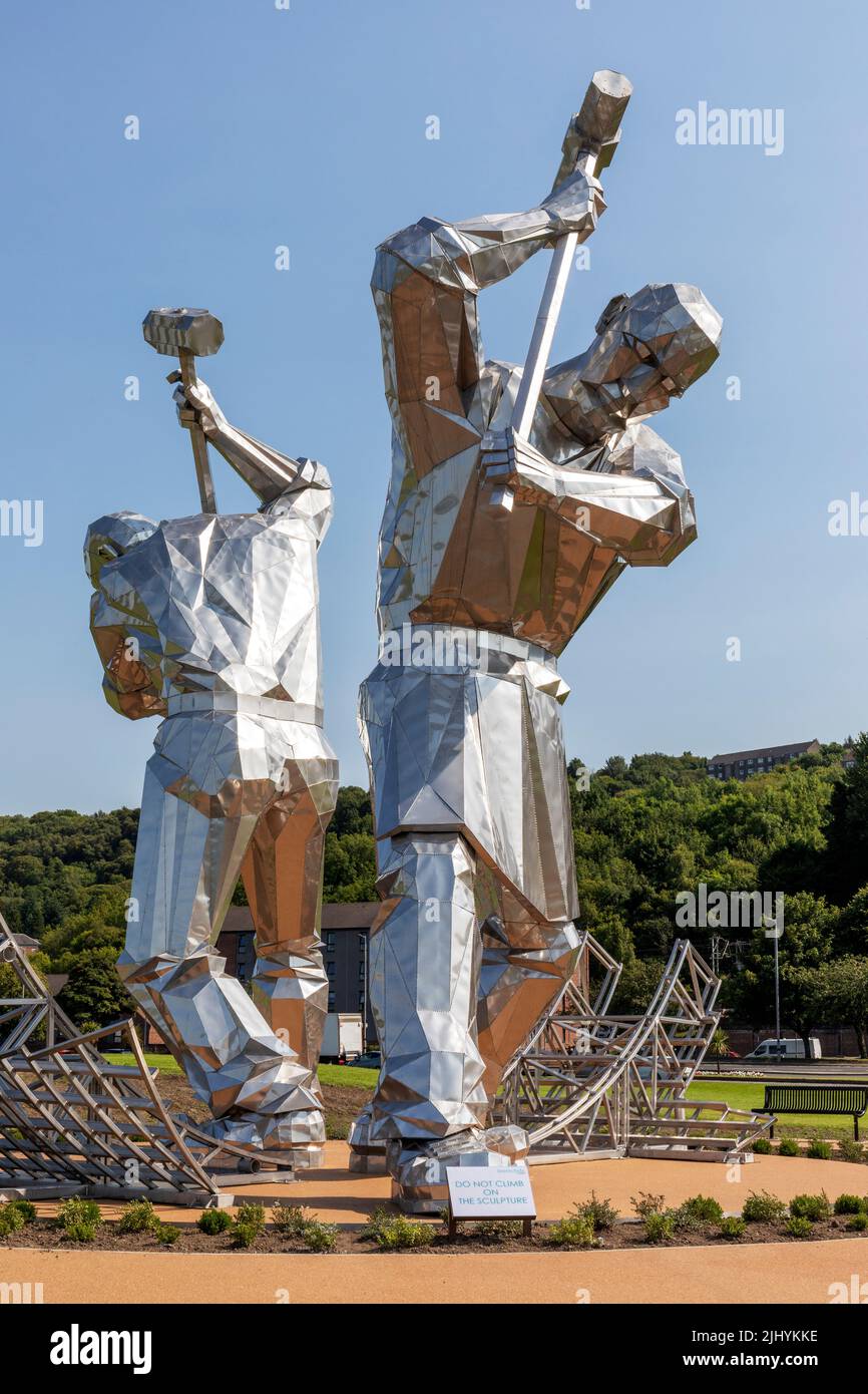Stainless steel art sculptures called "Shipbuilders of Port Glasgow" by ...