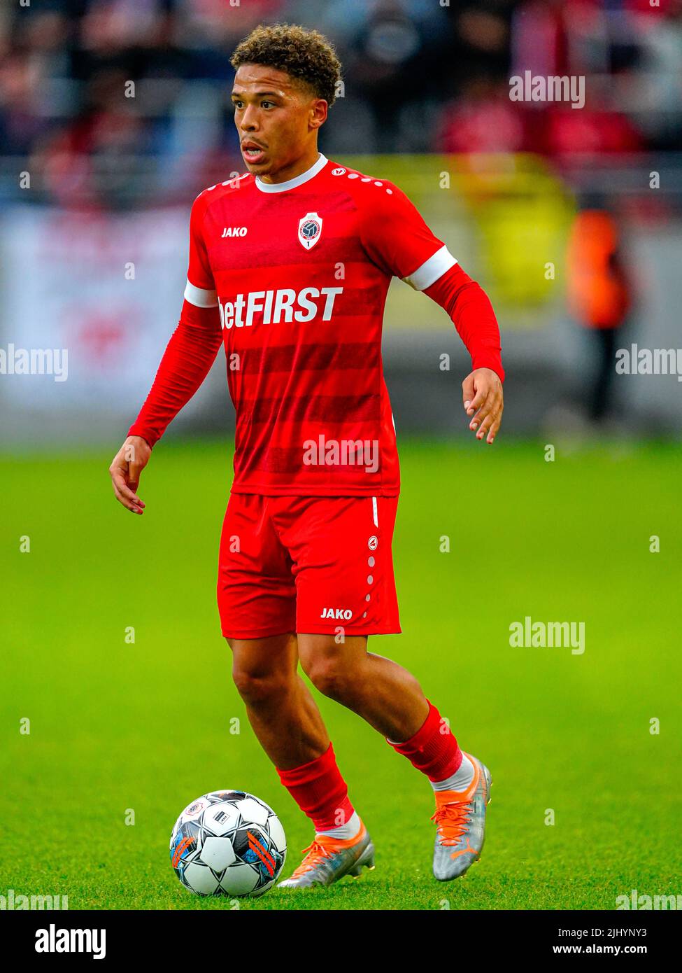 ANTWERP, BELGIUM - JULY 21: Manuel Benson of Royal Antwerp FC during ...