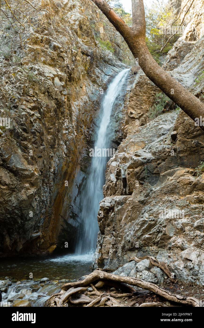 water stream running over rocks Stock Photo - Alamy
