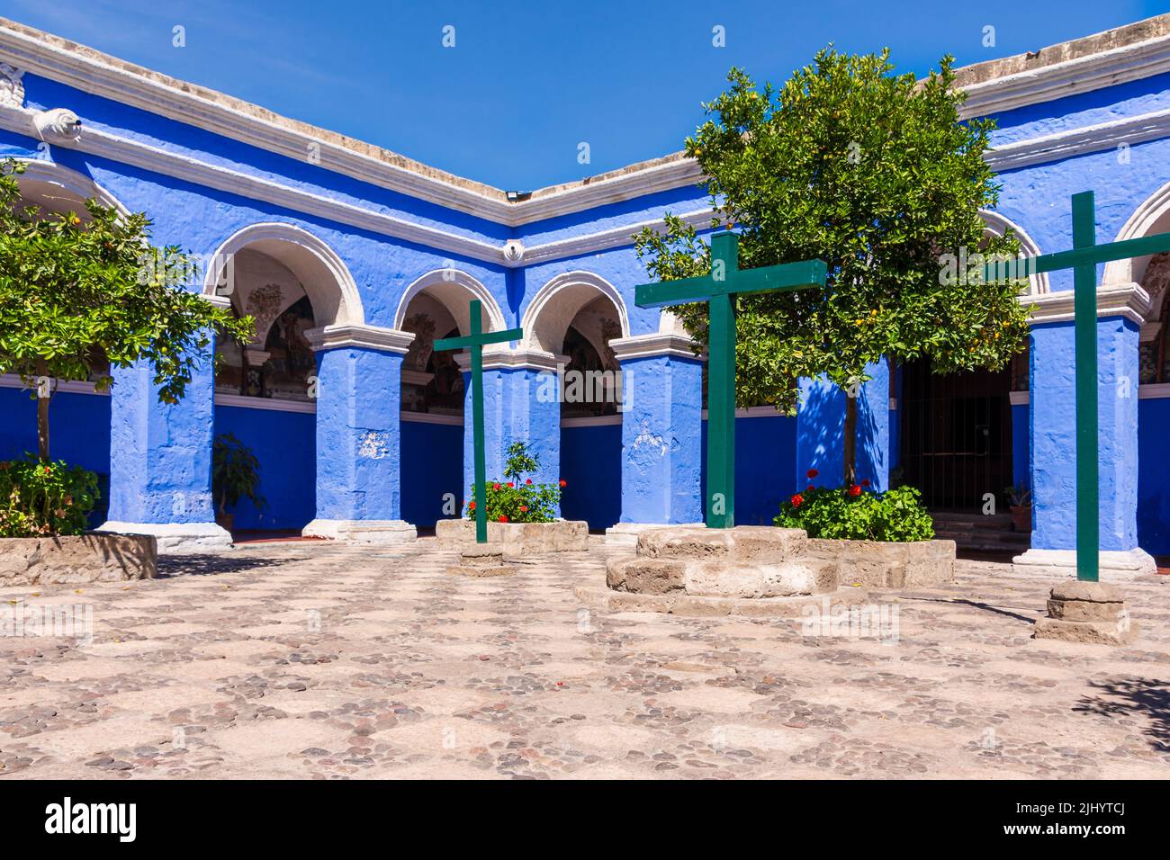 Courtyard in Santa Catalina Monastery (Monasterio de Santa Catalina ...