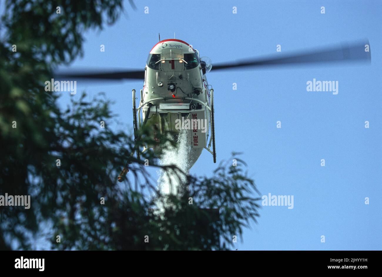 San Diego Regional Fire-Rescue helicopter from Kachina aviation makes a ...