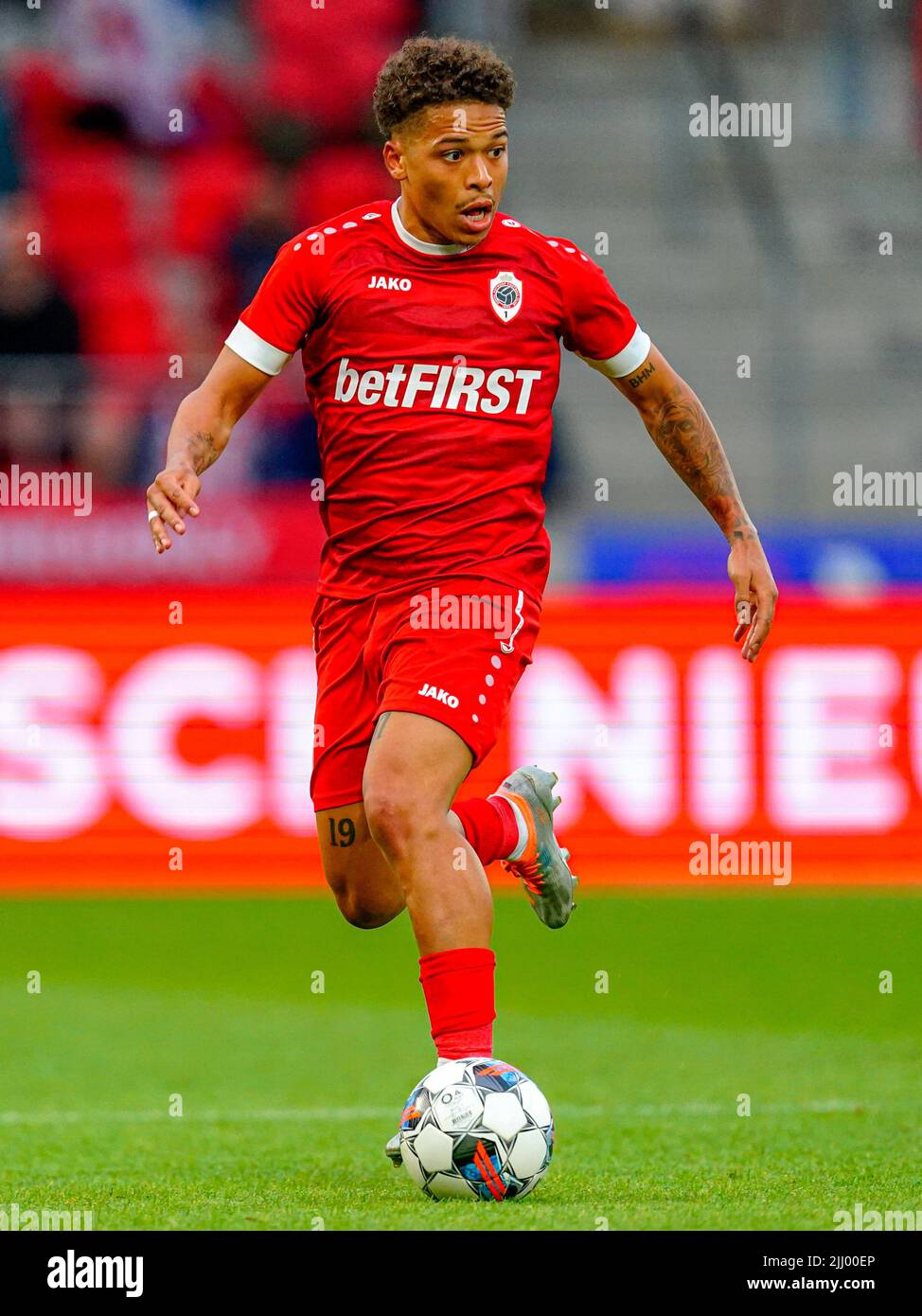ANTWERP, BELGIUM - JULY 21: Manuel Benson of Royal Antwerp FC during ...