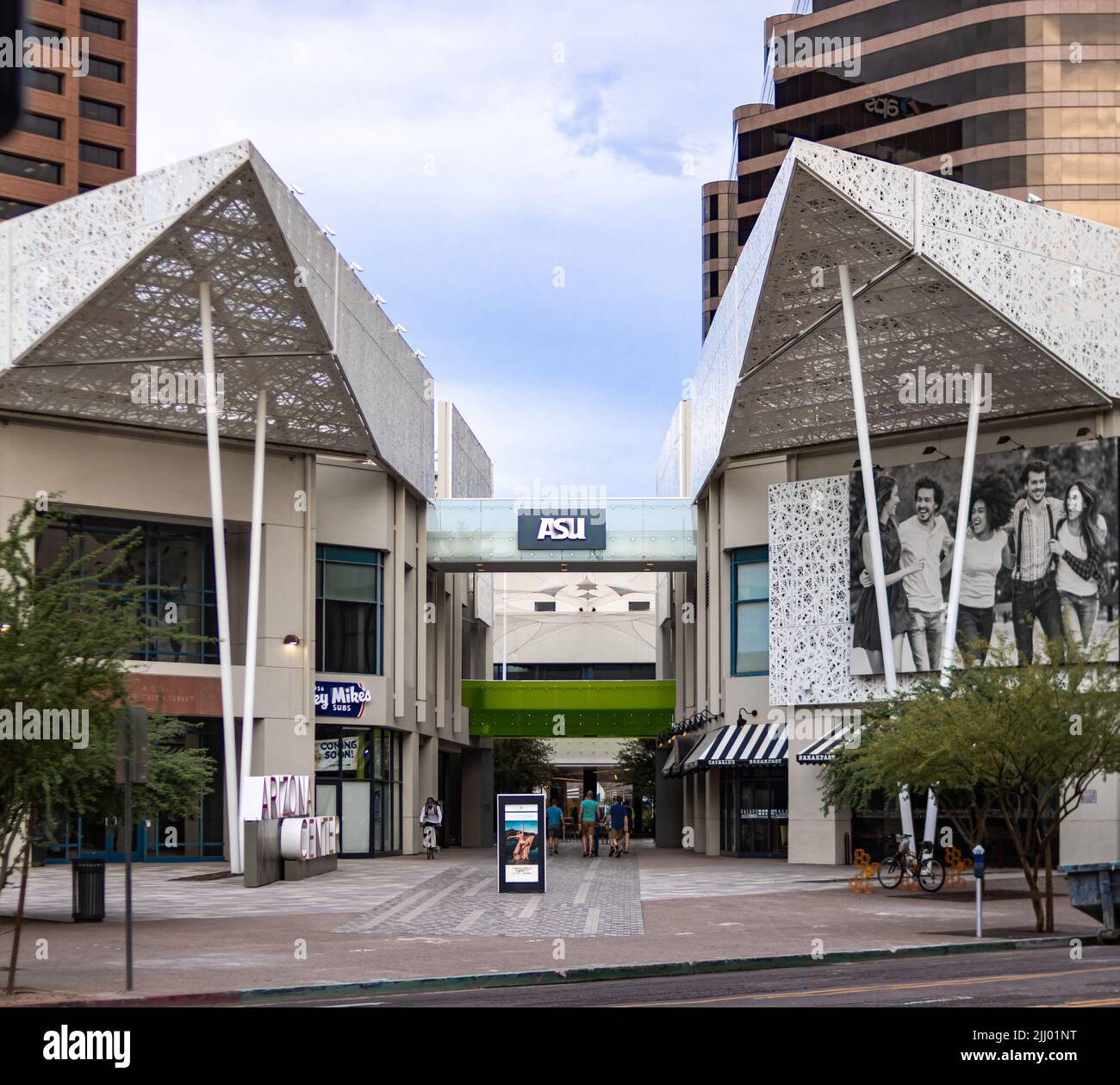 The architecture and buildings in downtown Phoenix under a clear blue ...