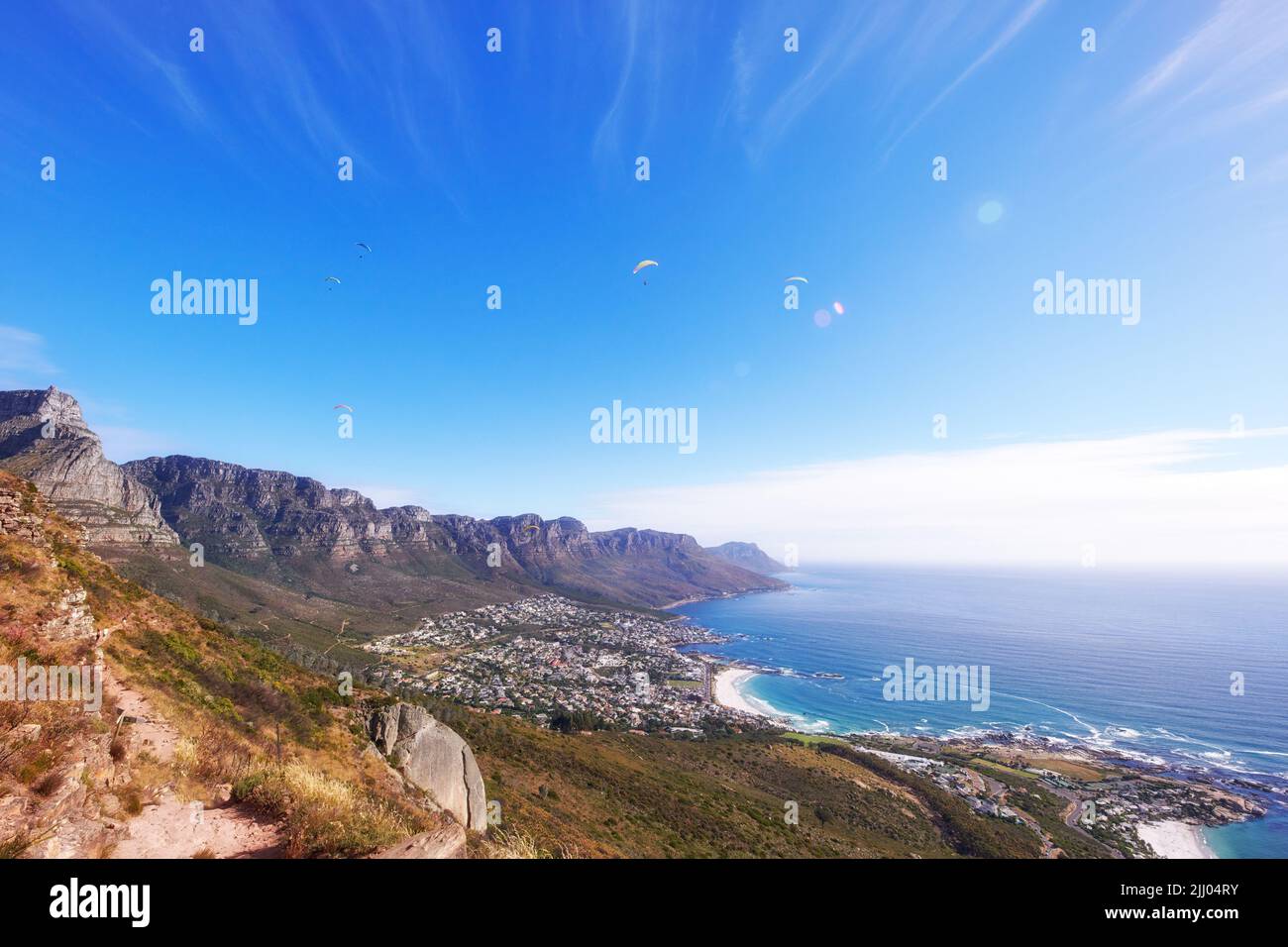 Beautiful panoramic view of Table mountain in Cape Town, South Africa ...
