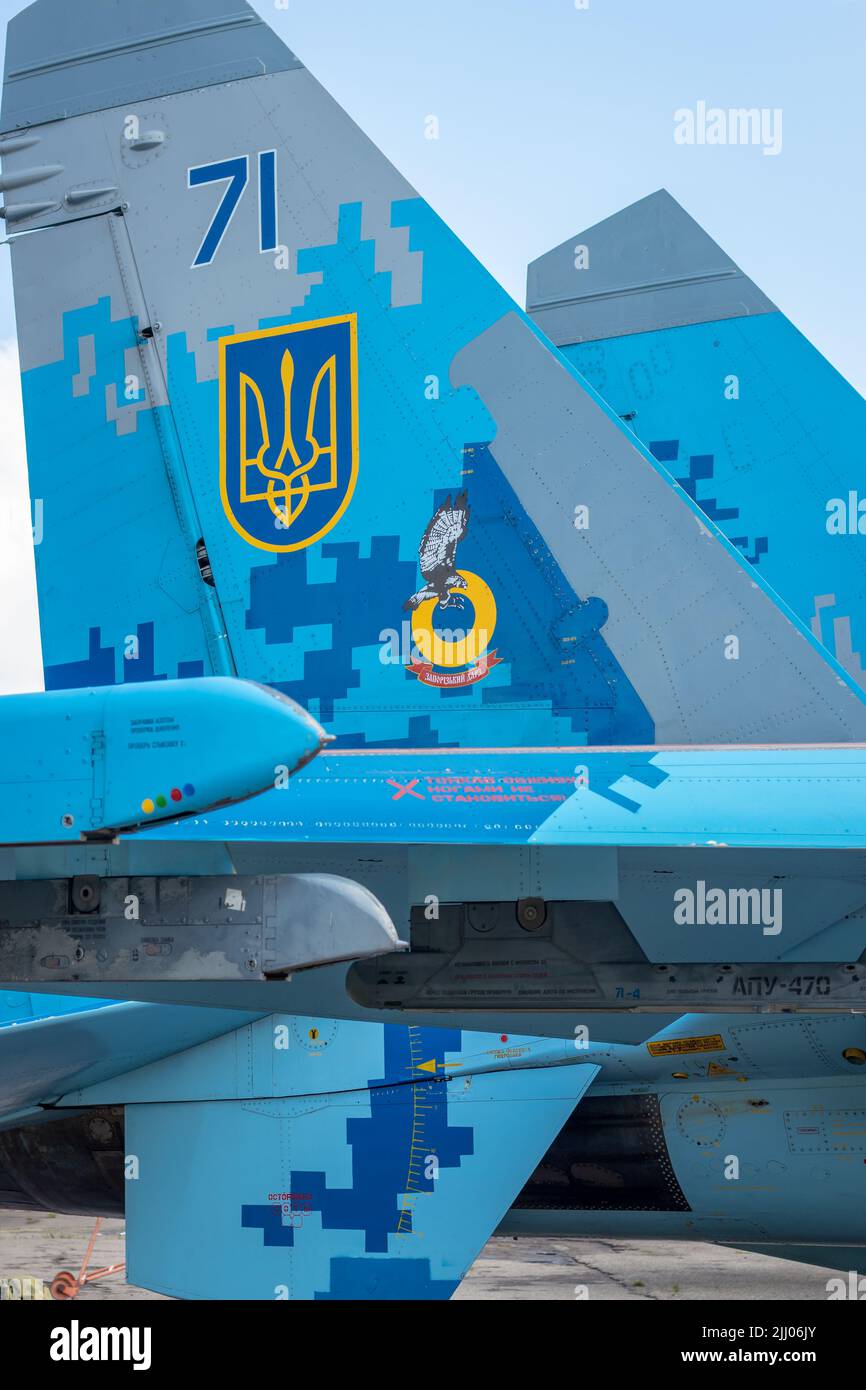 Sukhoi su 27 combat aircraft hi-res stock photography and images - Alamy
