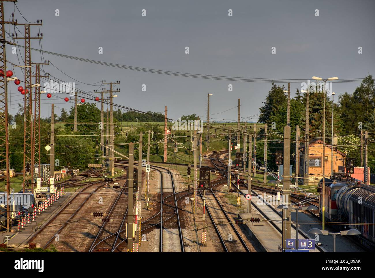 Siegmundsherberg, Bahnhof, Zug, Güterzug, Personenzug, Gleis, Gleise ...