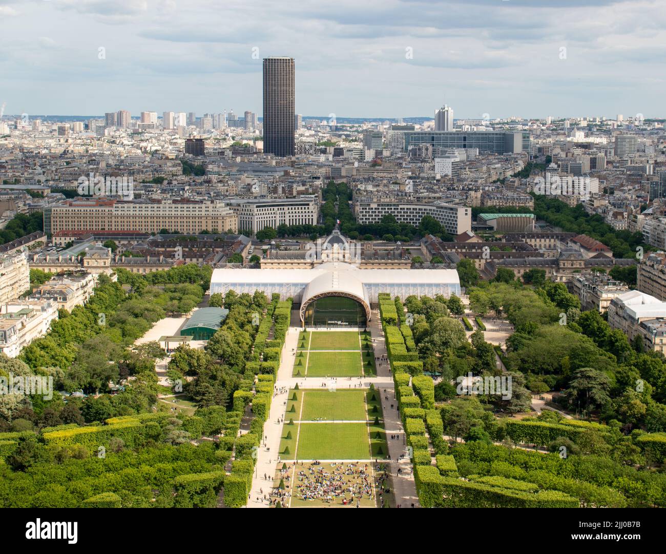 View of the Champ de Mars and the Montparnasse tower in Paris, France ...