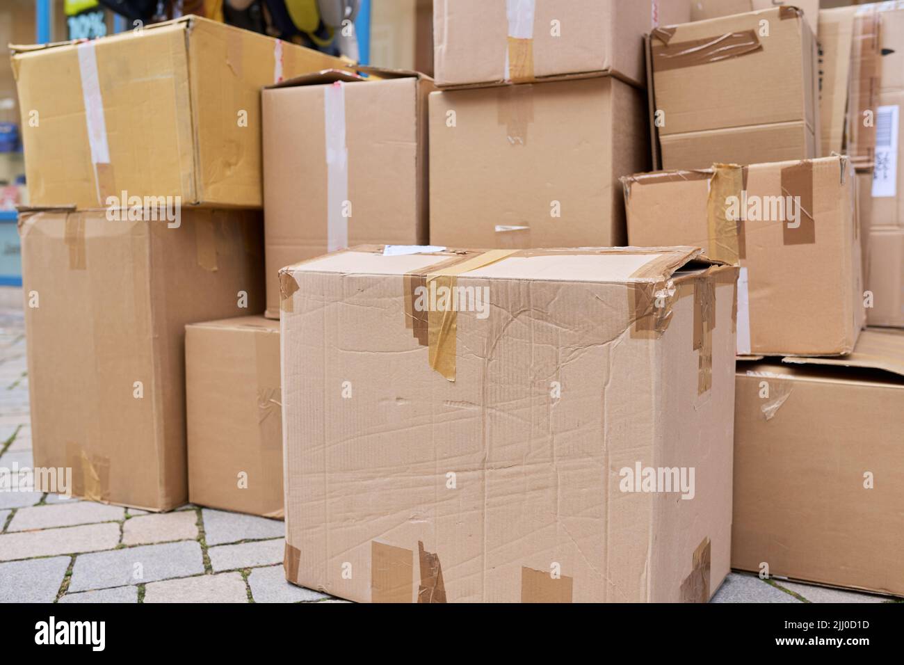 Lots of cardboard boxes, used boxes, product packaging, waste paper ...