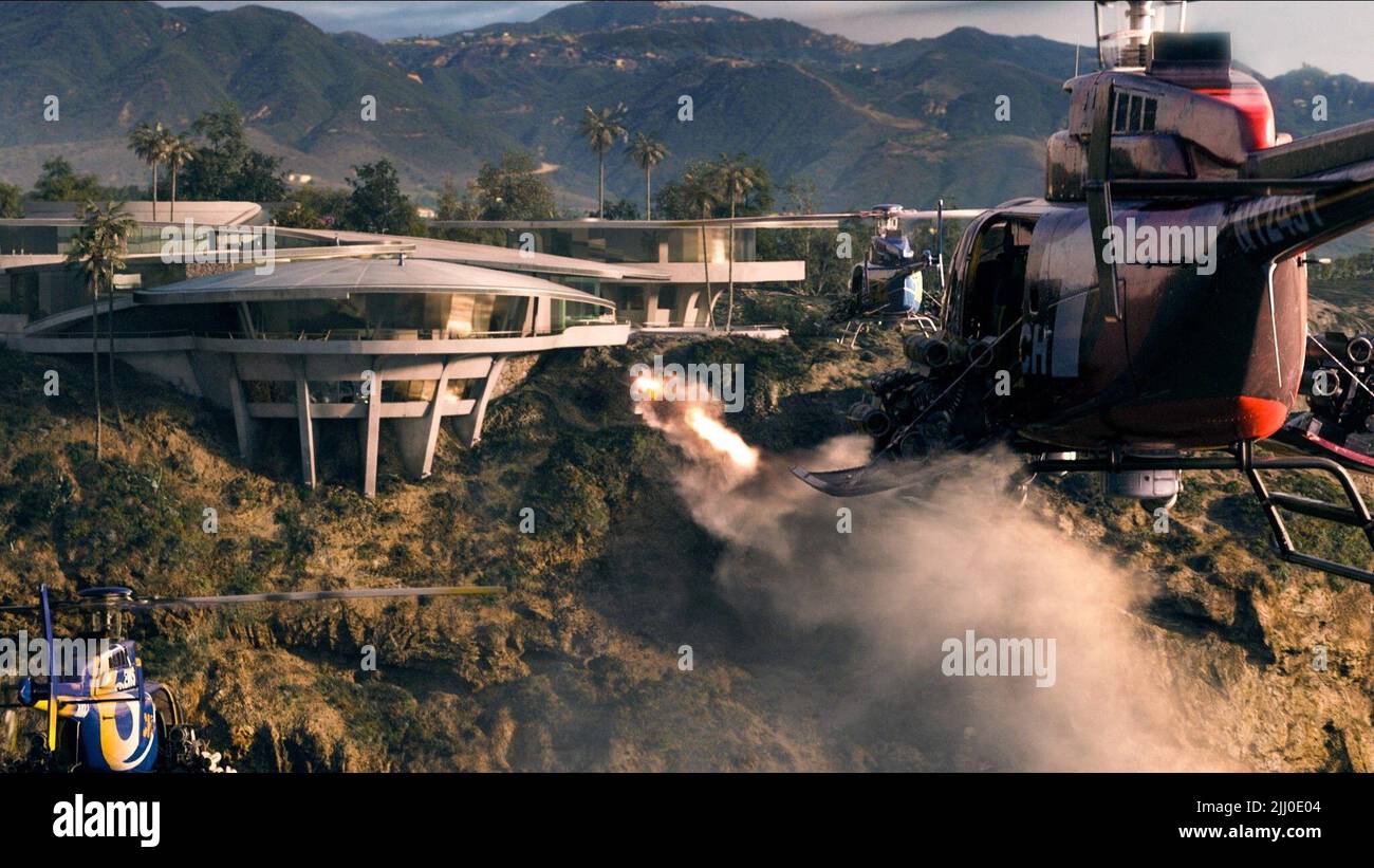 HELICOPTER ATTACK SCENE, IRON MAN 3, 2013 Stock Photo - Alamy