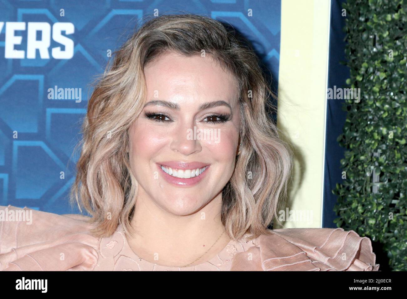 Alyssa milano red carpet event hi-res stock photography and images - Alamy