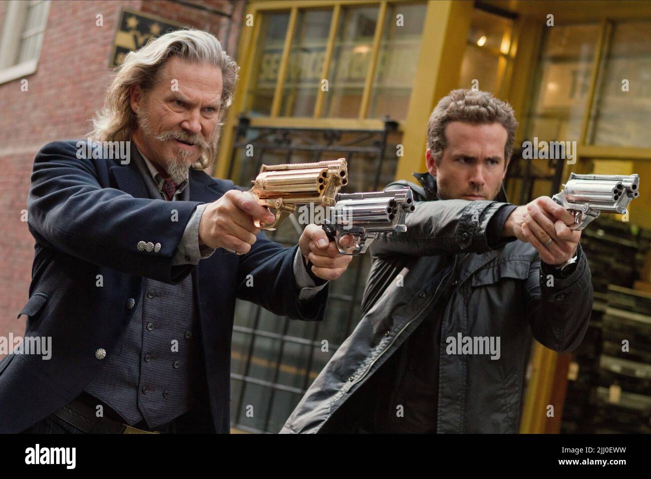 JEFF BRIDGES, RYAN REYNOLDS, R.I.P.D., 2013 Stock Photo - Alamy