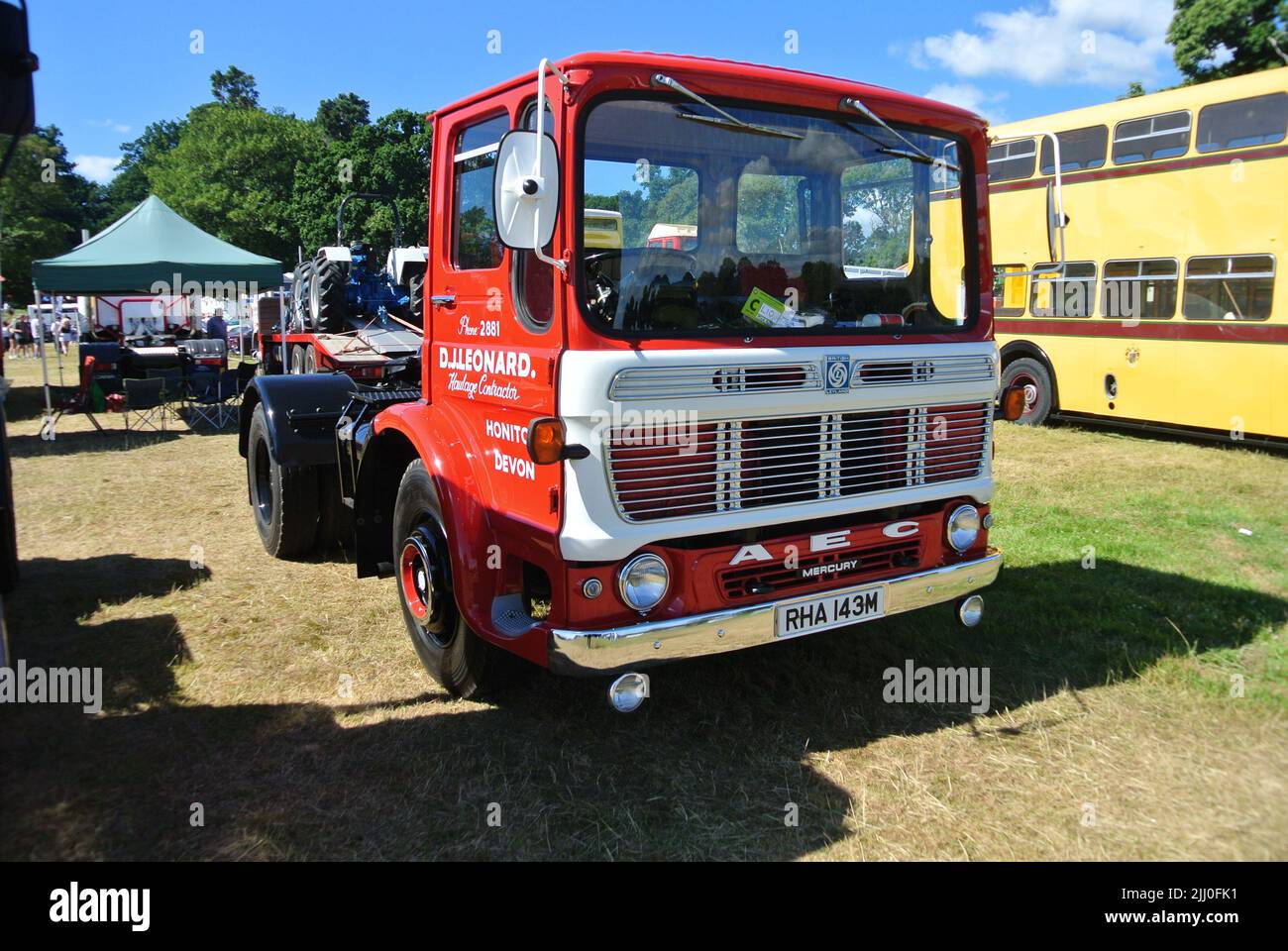 1974 registered aec mercury hi-res stock photography and images - Alamy