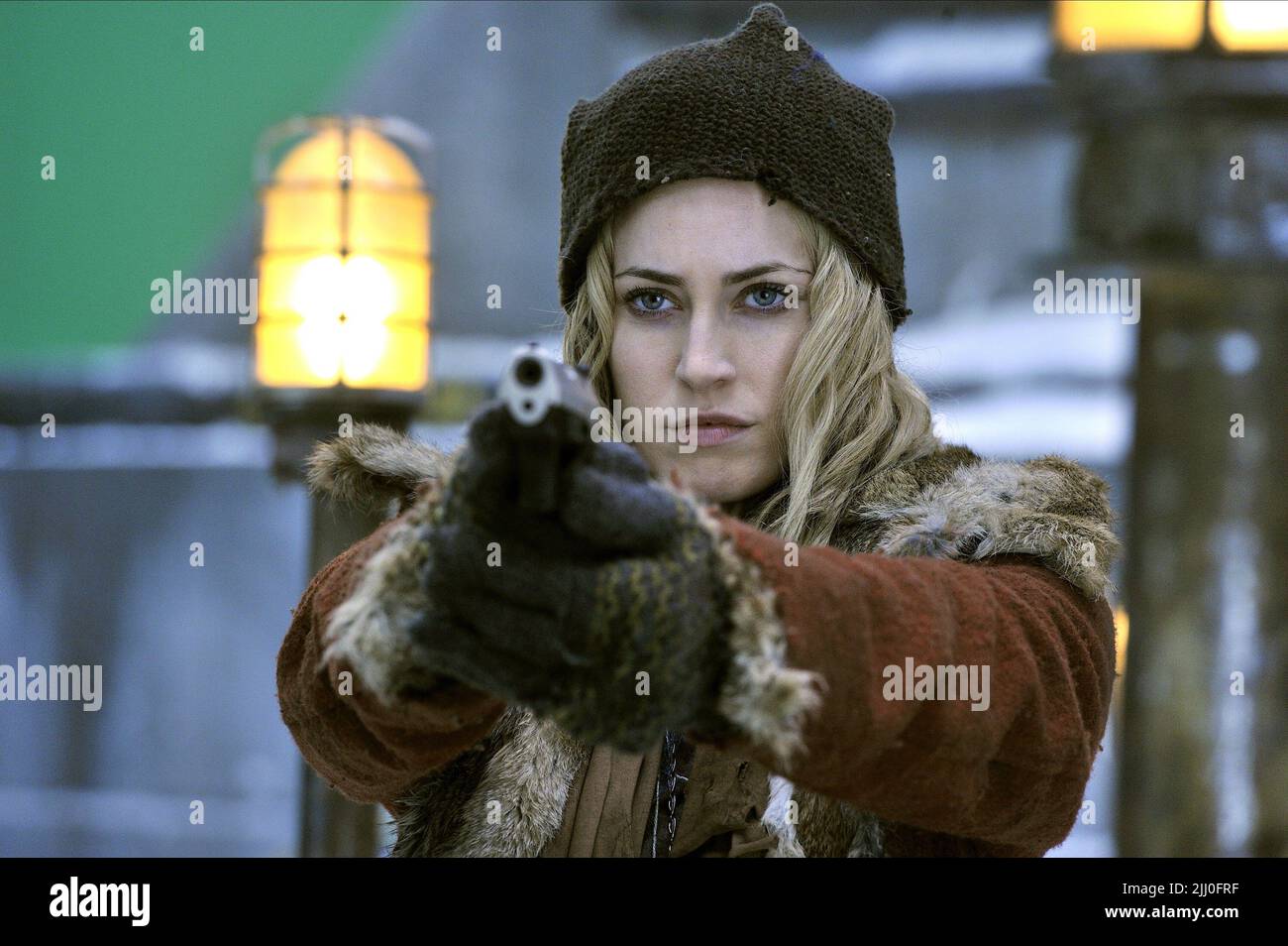 Charlotte Sullivan Alice
