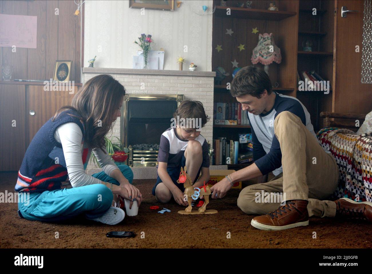 ANNA FRIEL, ISAAC ANDREWS, ANDREW BUCHAN, HAVING YOU, 2013 Stock Photo ...
