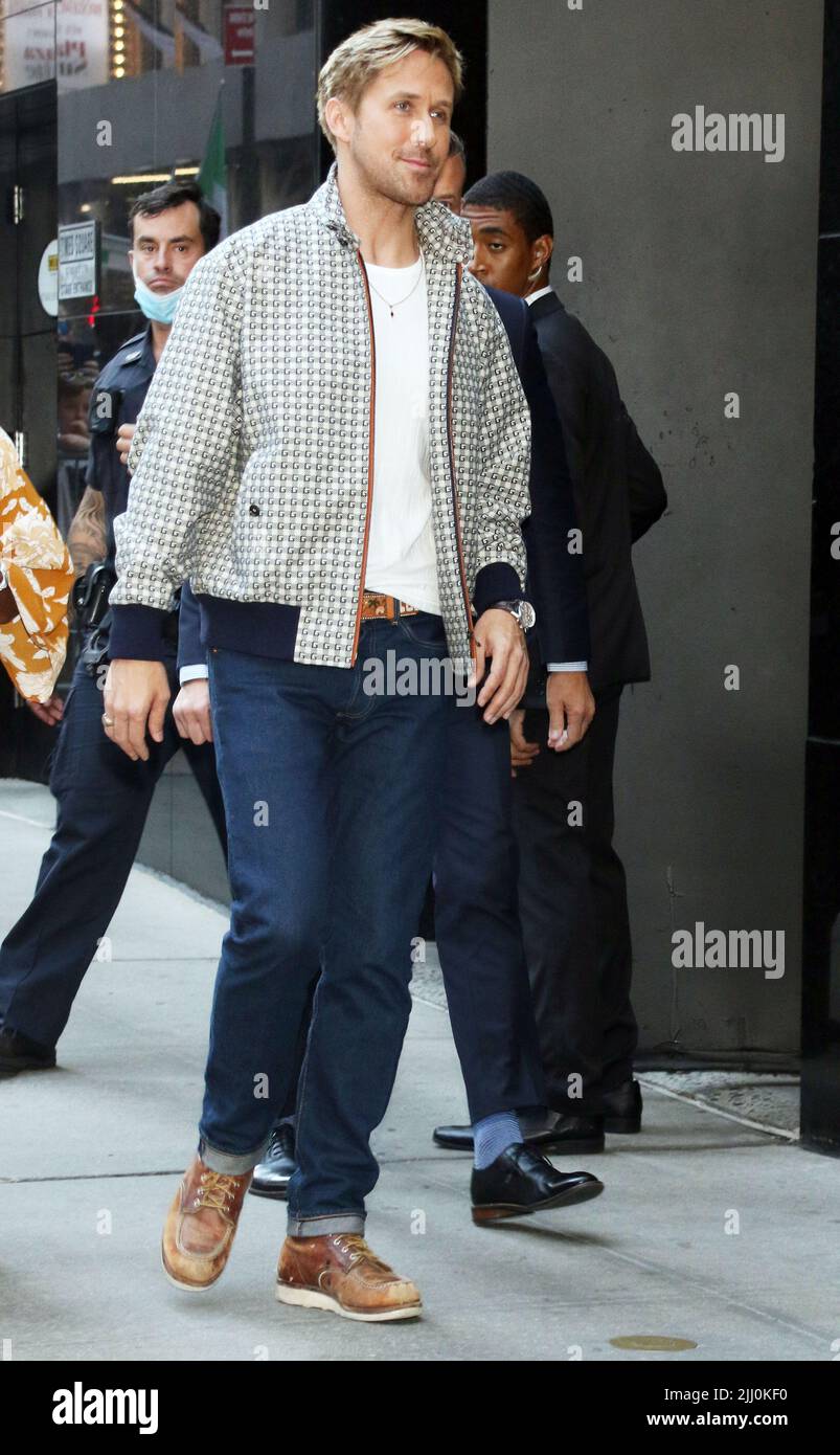 Ryan Gosling Fashion 2022