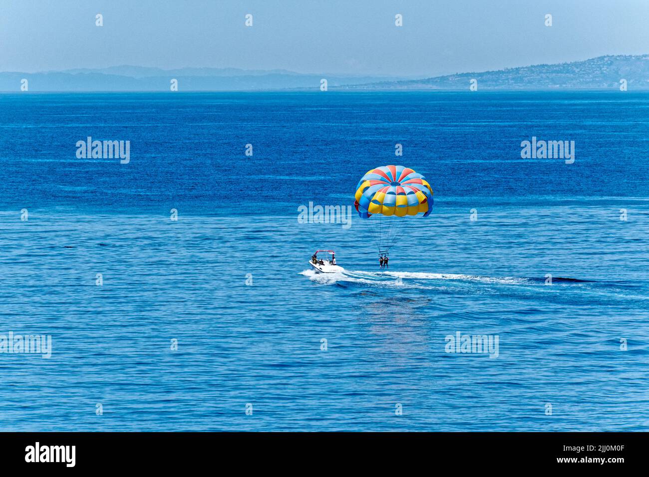 Parasailing Over Blue Water off Catalina Island Stock Photo - Alamy