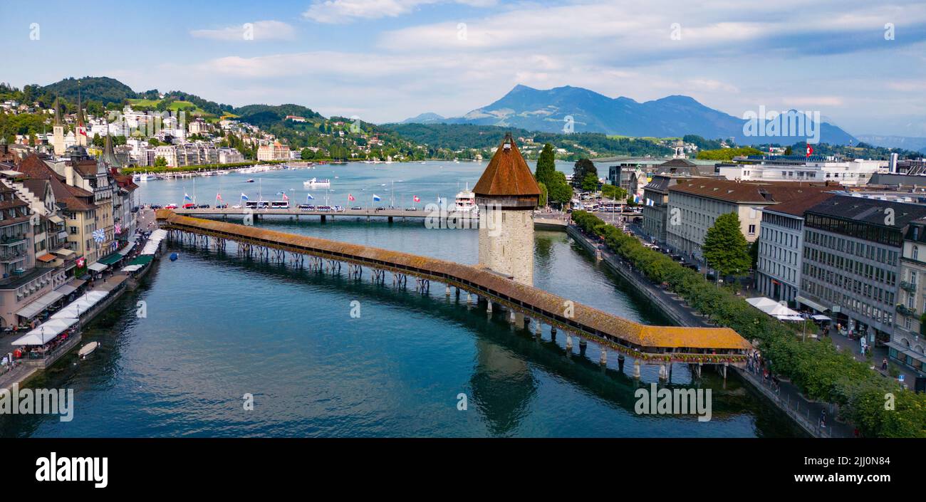 Famous Chapel Bridge over River Reuss in Lucerne Stock Photo - Alamy