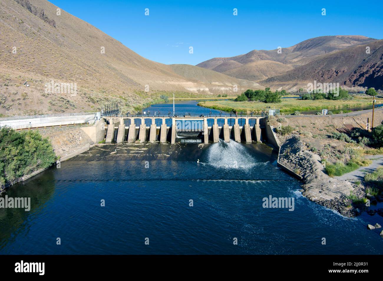 Bridge river dam project hi-res stock photography and images - Alamy