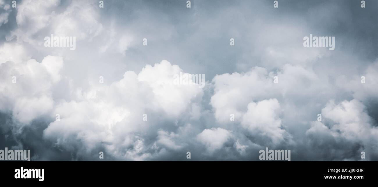 Banner gray sky hi-res stock photography and images - Alamy