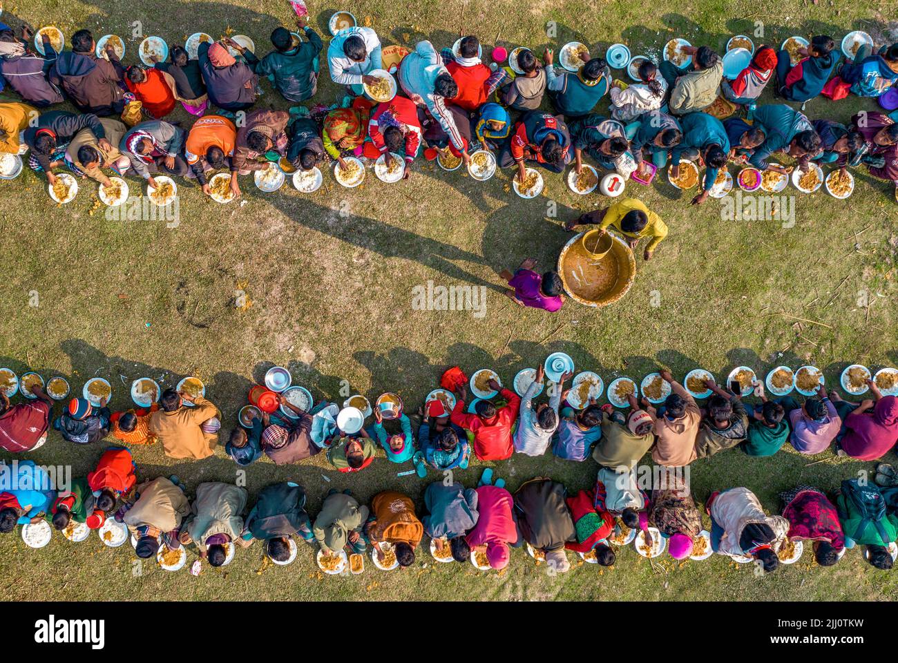 People gather in rural Bangladesh for Uros majlis, a traditional food ...