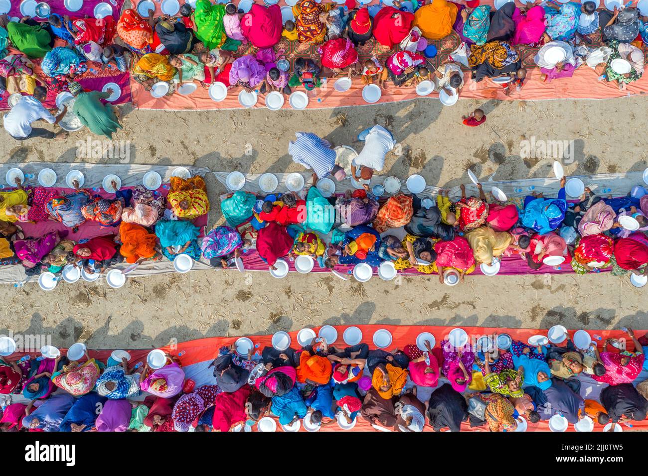 People gather in rural Bangladesh for Uros majlis, a traditional food ...
