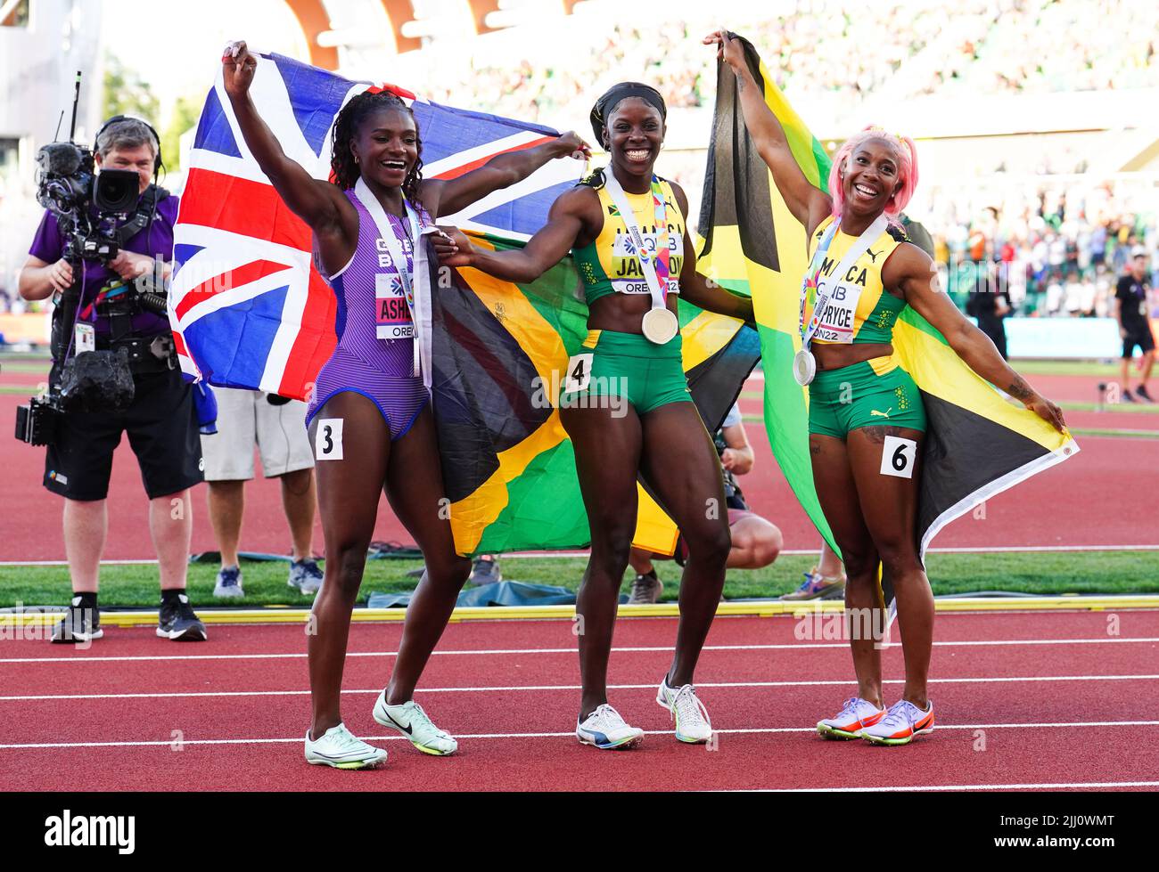 Great Britain's Dina Asher-Smith (left), Jamaica’s Shericka Jackson ...