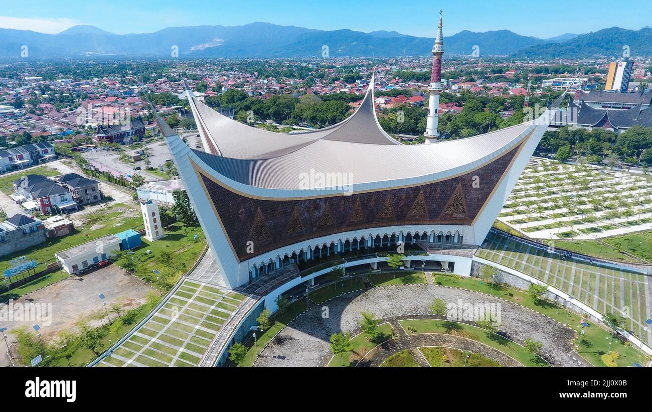 Great mosque of west sumatra Stock Photo - Alamy