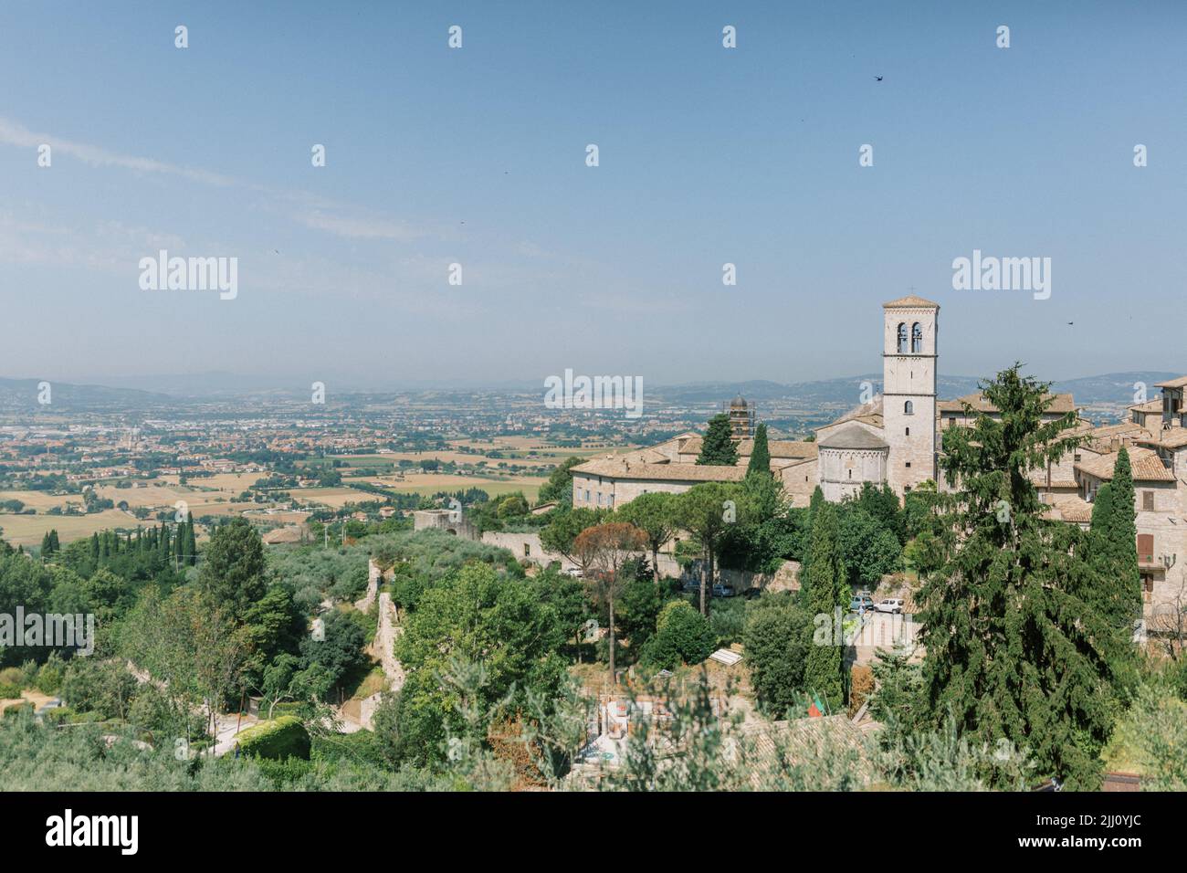Countryside landscape outside assisi hi-res stock photography and ...