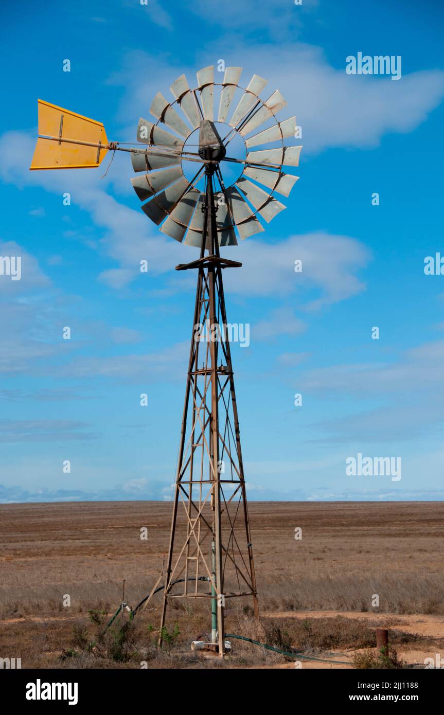 Metal Windmill in the Outback Stock Photo - Alamy