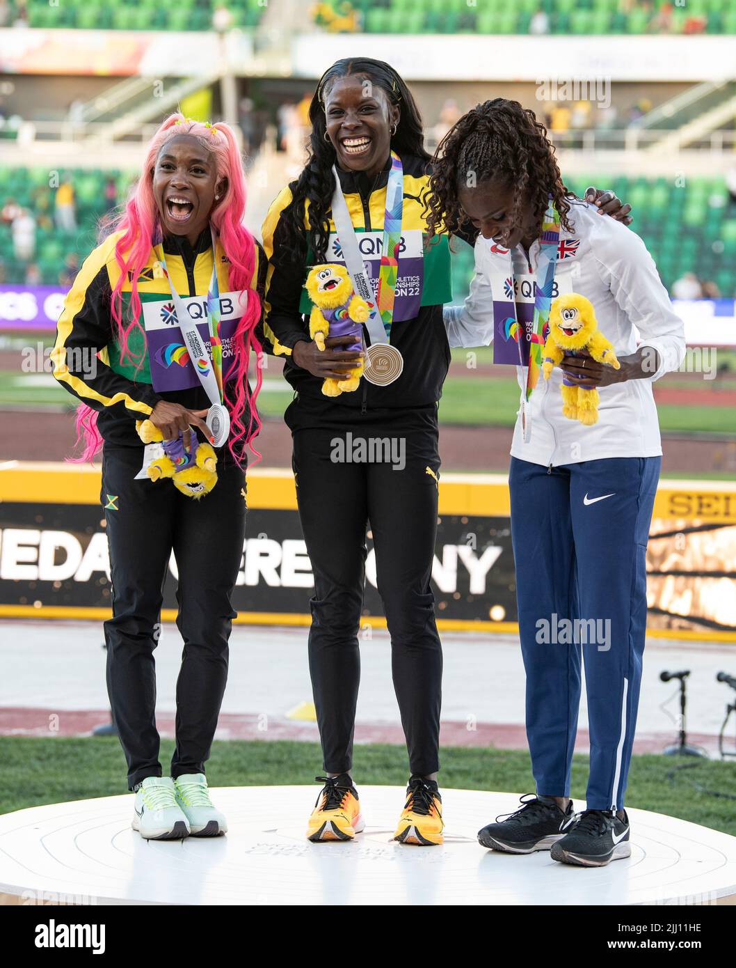 Eugene, USA. 21st July, 2022. Dina Asher-Smith (GB&NI) Bronze, Shericka ...