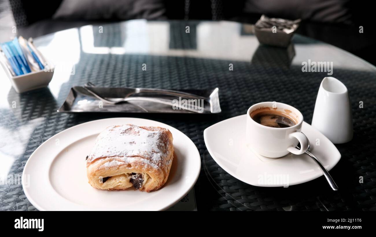 Novotel Bangkok Ploenchit Sukhumvit, Bangkok Thailand Stock Photo - Alamy