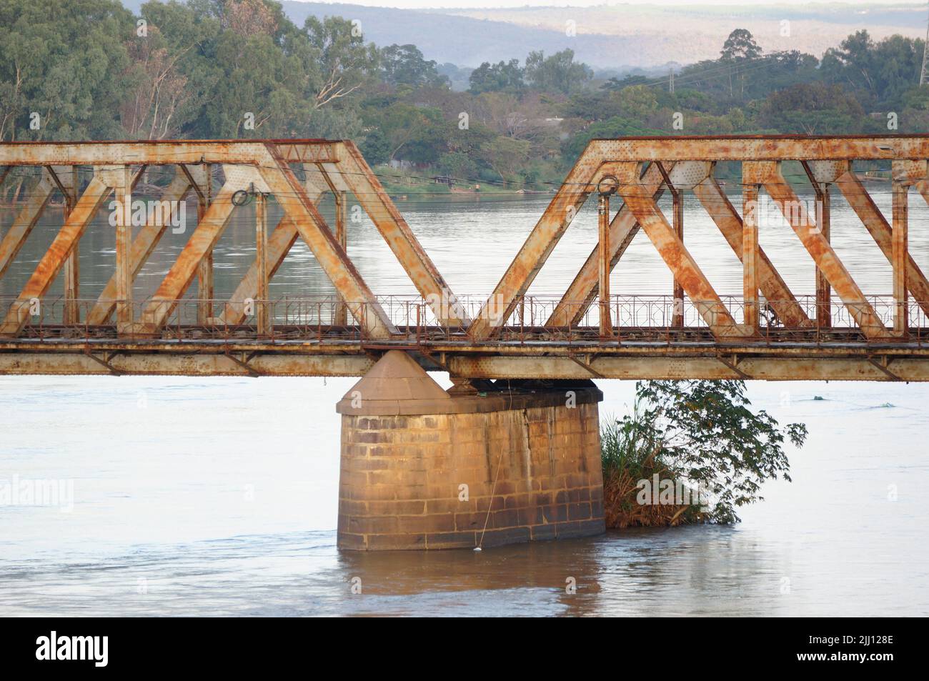 Old iron bridge over Sao Francisco river Stock Photo - Alamy