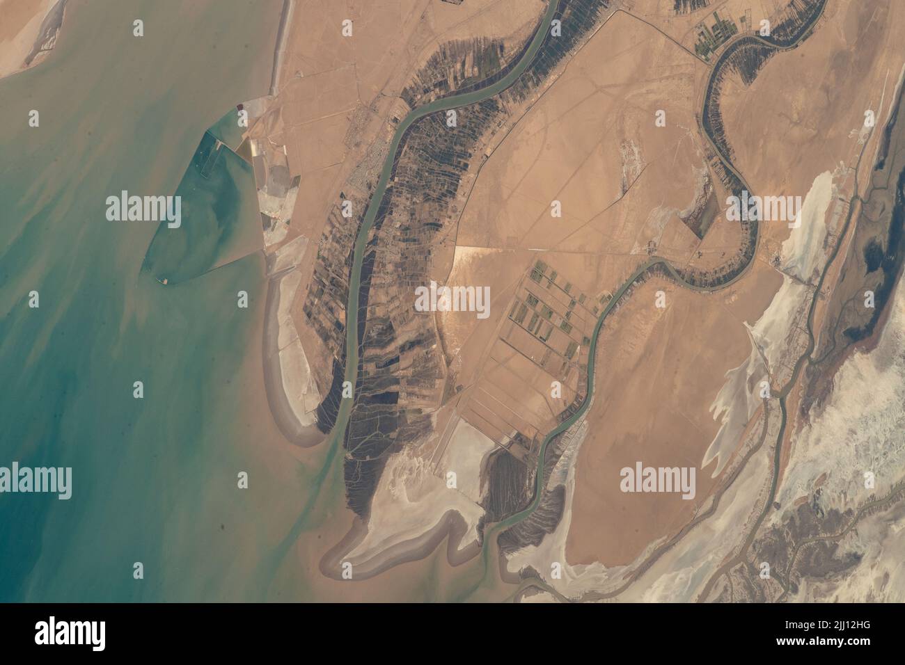 Earth Atmosphere. 1st July, 2022. The Arvand Roud (center) is a river ...
