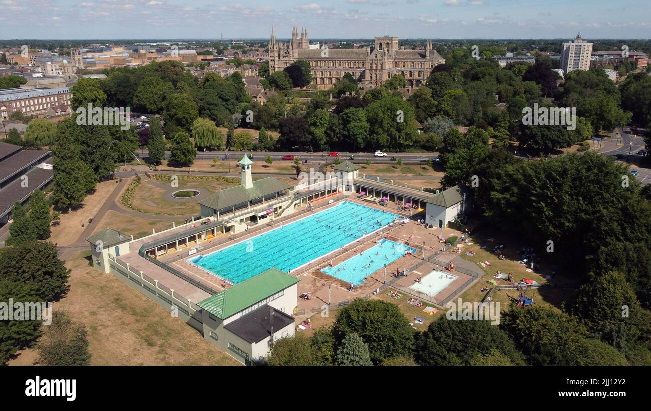 Once the heatwave started, all of the available spaces were quickly ...